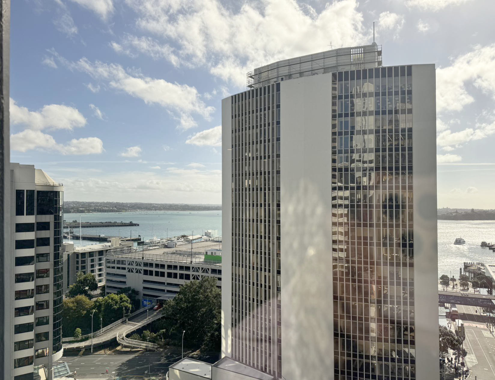Prime Location + Prime Office – Real Estate Listings